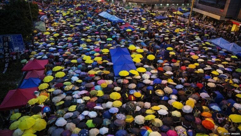 What is the History of Umbrellas? Origin & 11 Fun Facts