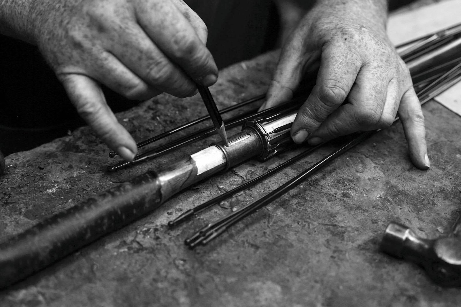 Umbrella Origins: Unraveling Its History & Evolution